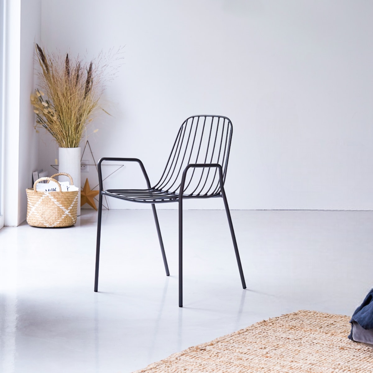 Dark grey metal armchair Sale of living room seating at Tikamoon