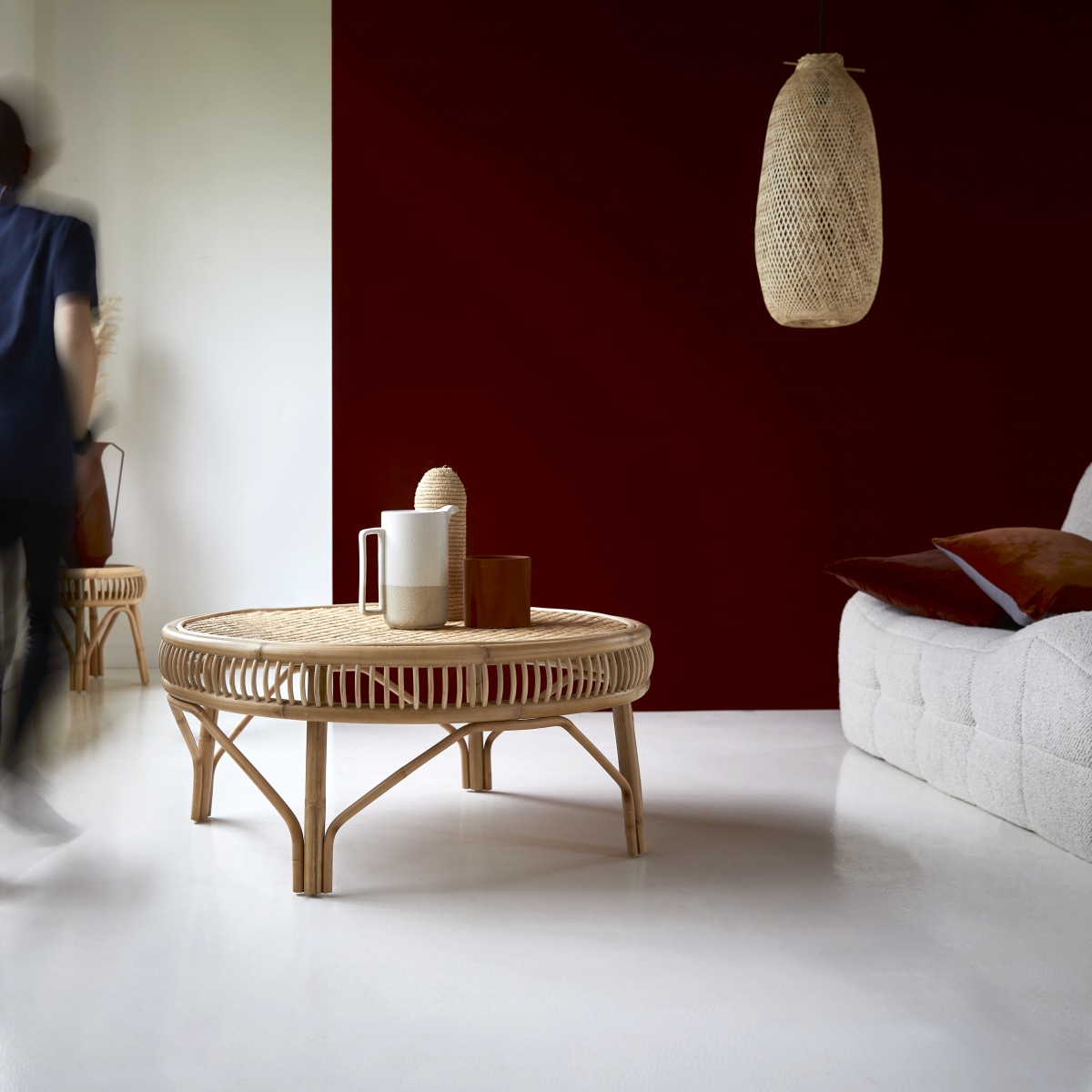 Large round rattan coffee table store