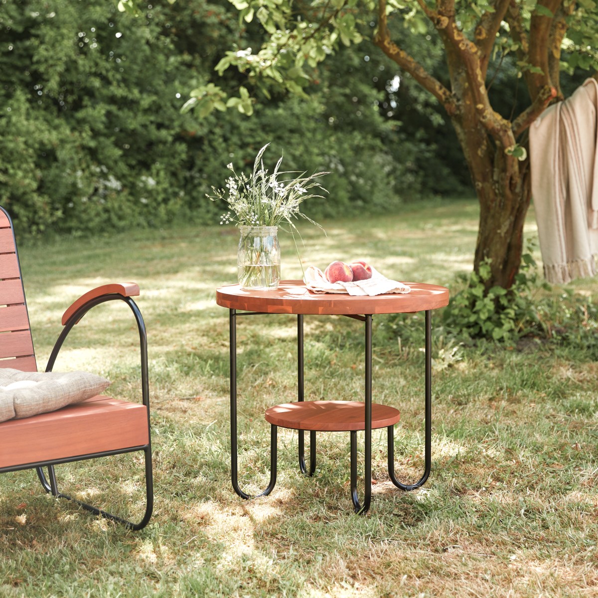 Garden coffee table store