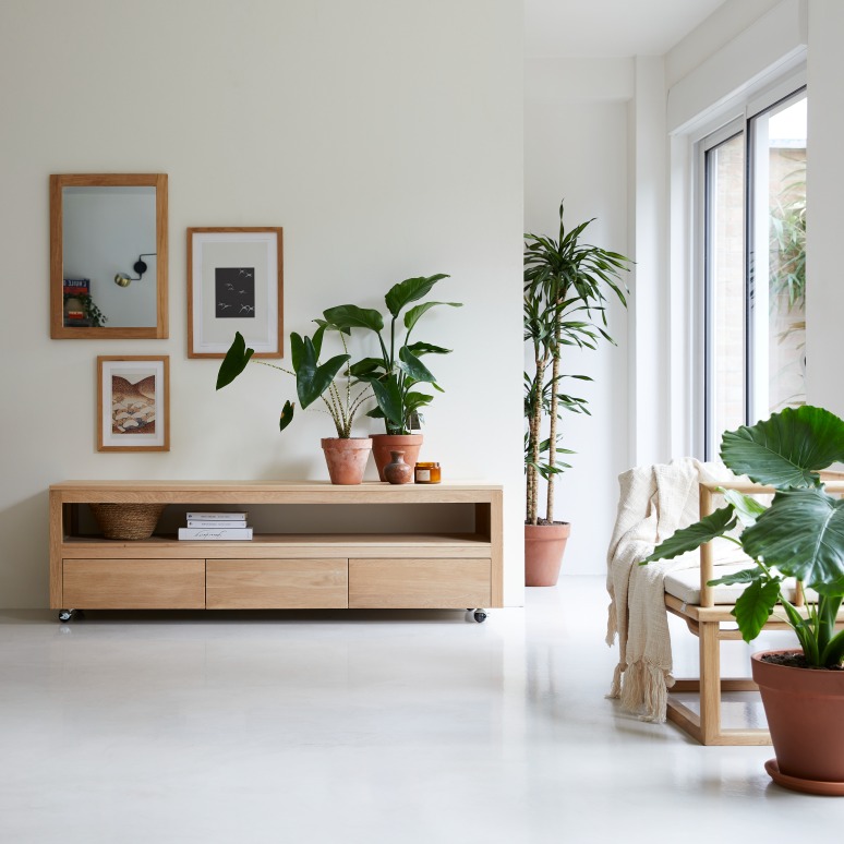 Solid oak TV Stand 180 cm Living room TV Stands Tikamoon