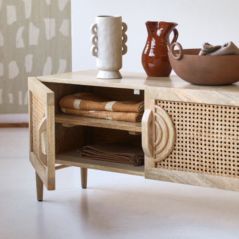TV Schrank aus massivem Mangoholz und Rattan 145 cm Esszimmer Sideboard Anrichte Tikamoon